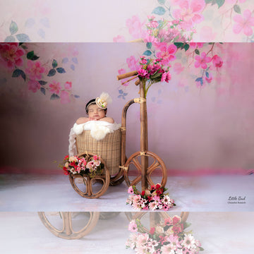 Artistic Themed Props – Madras Prop Store