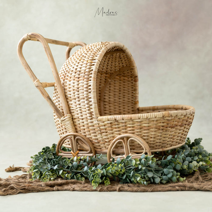 Maternity Props – Madras Prop Store