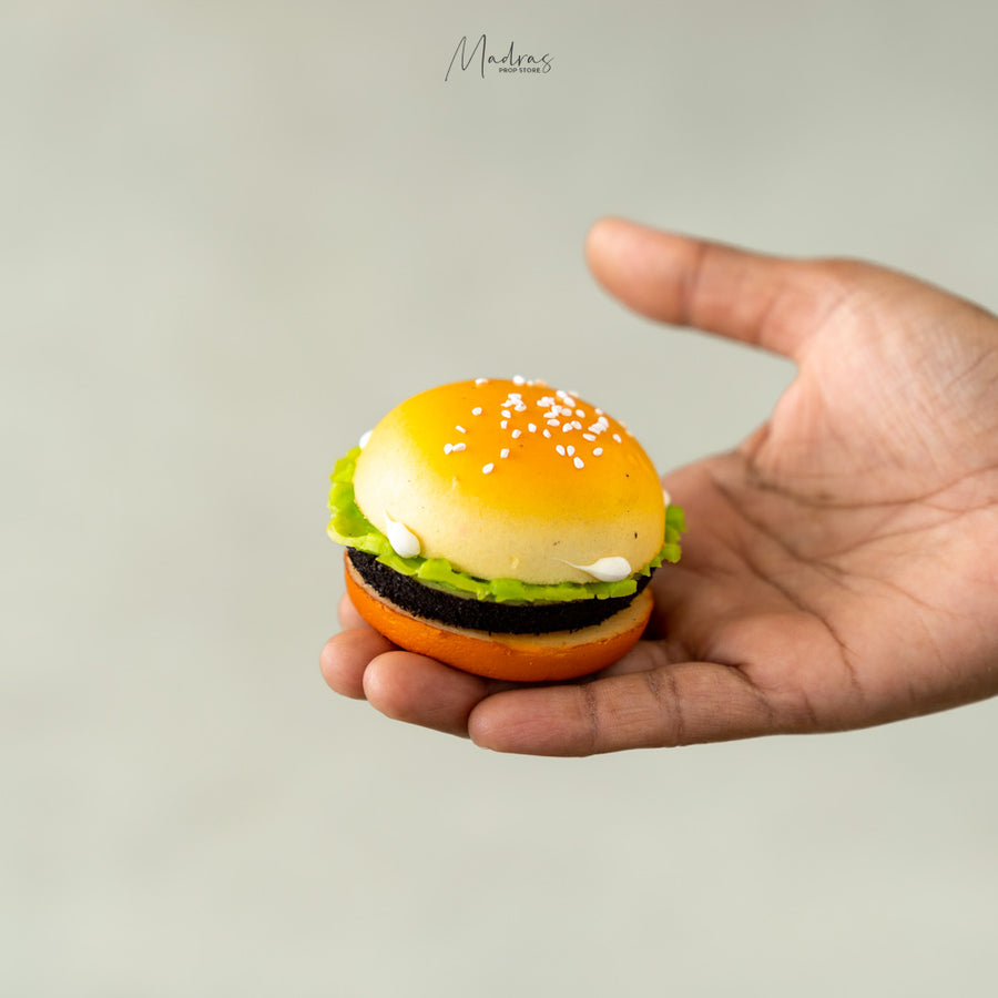 Burger – Madras Prop Store
